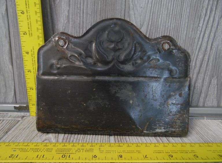 Primitive Metal Comb Case - Dunker Auction