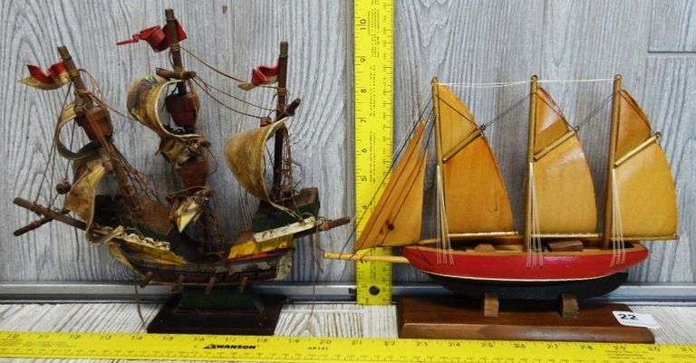 Vintage Model Ships - Dunker Auction