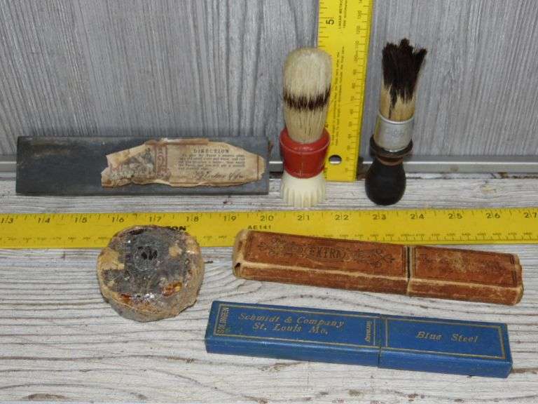 Shaving Brushes & Straight Razors - Dunker Auction