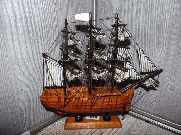Model Ships - Dunker Auction