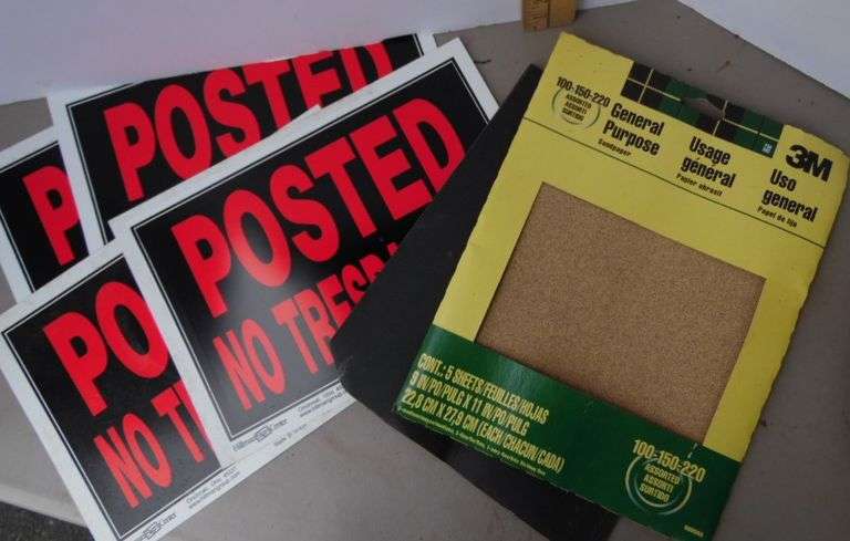 Staple Gun, Staples & Signs - Dunker Auction