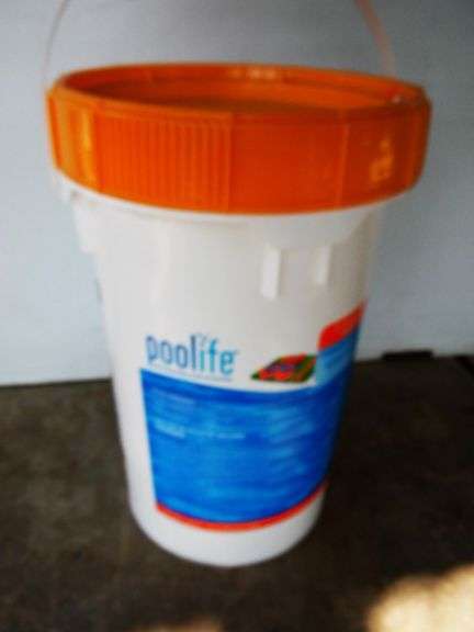 Partial Bucket of Poolife Cleaning Tablets - Dunker Auction