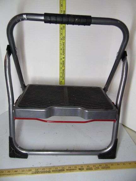 Step Stool - Dunker Auction