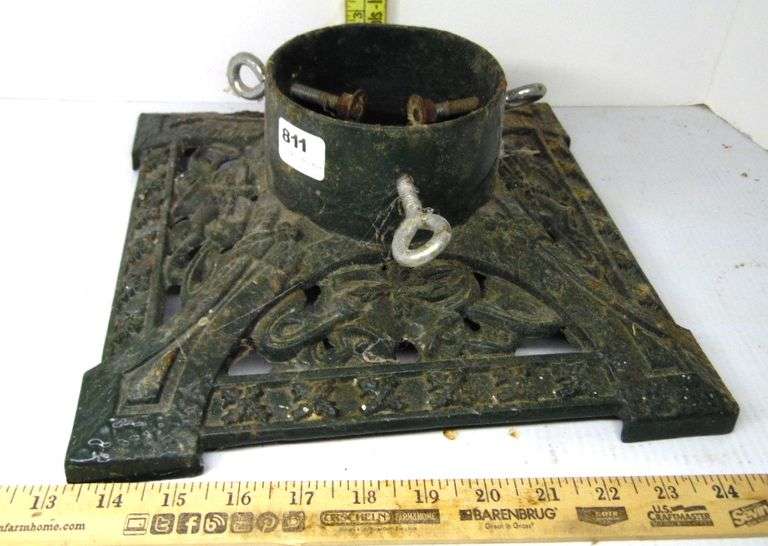 Cast Iron Tree Stand - Dunker Auction