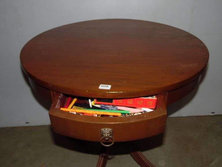 Duncan Phyfe Table: 28" x 27" - Dunker Auction