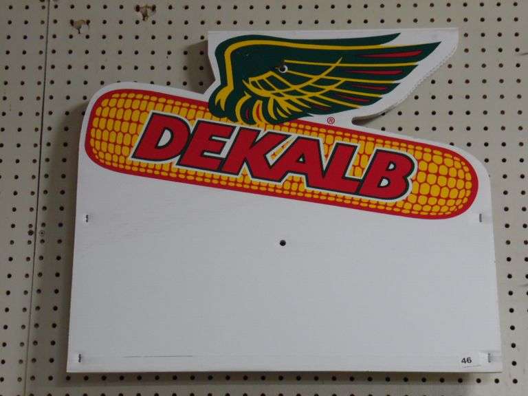 DEKALB Corrugated Plastic Sign - 24" x 21" - Dunker Auction