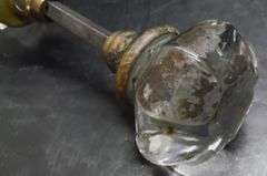 Vintage Glass Doorknobs & Drawer Knobs With Hardware - Dunker Auction