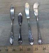 Flatware With Holder - Dunker Auction