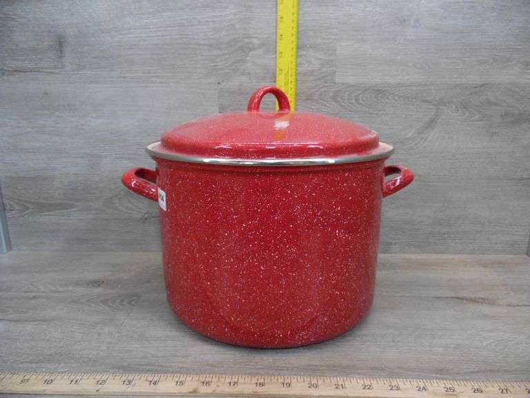 Crofton 12 Qt. Stock Pot - Dunker Auction