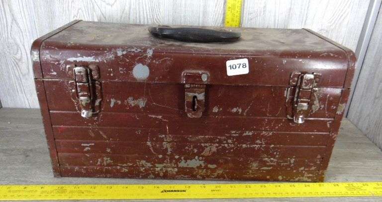 Metal Tool Box - Dunker Auction