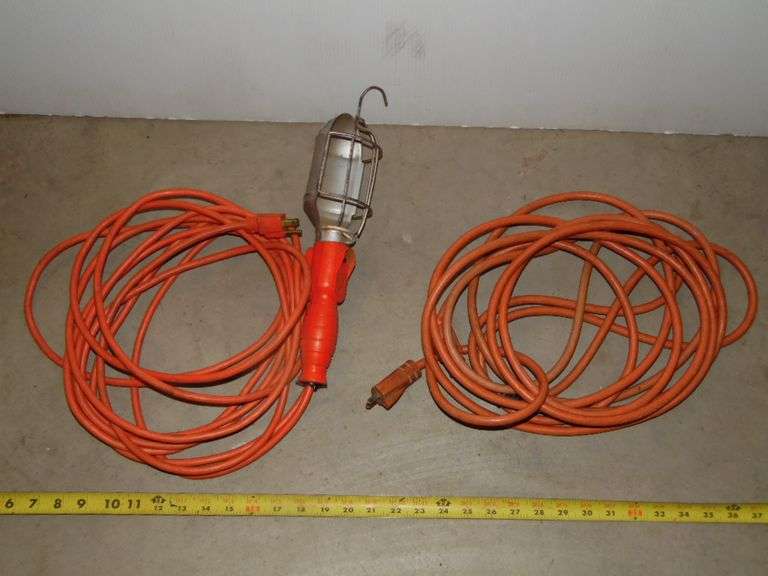 Drop Light & Extension Cord - Dunker Auction