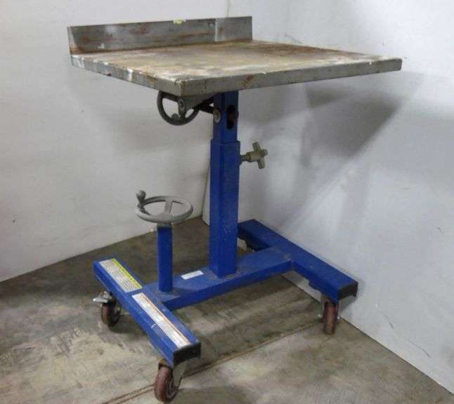 Steel Movable Working Table on Wheel's - Dunker Auction