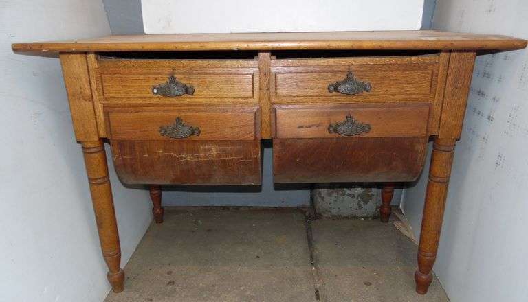 Possum Belly Bakers Table: 45" x 24 3/4" x 30" - Dunker Auction