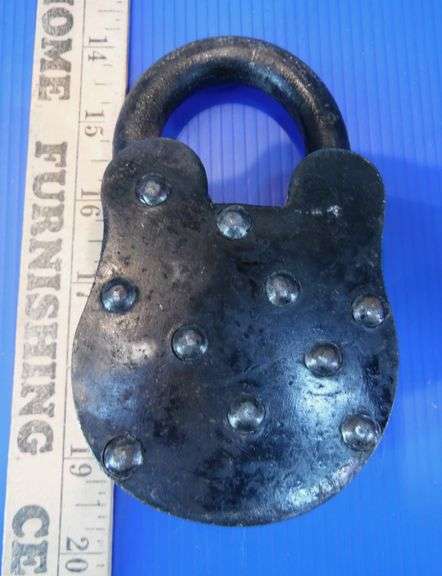 Antique Pad Lock - Dunker Auction