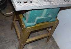 Makita Table Saw - Dunker Auction