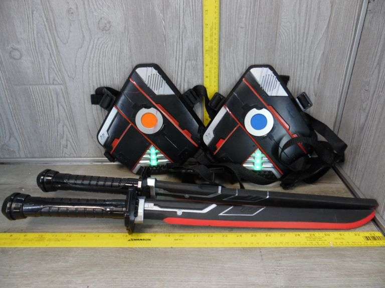 Dojo Battle Electronic Battling Game Swords & Chest Pieces - Dunker Auction