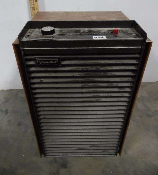 Magic Chef Dehumidifier - Dunker Auction