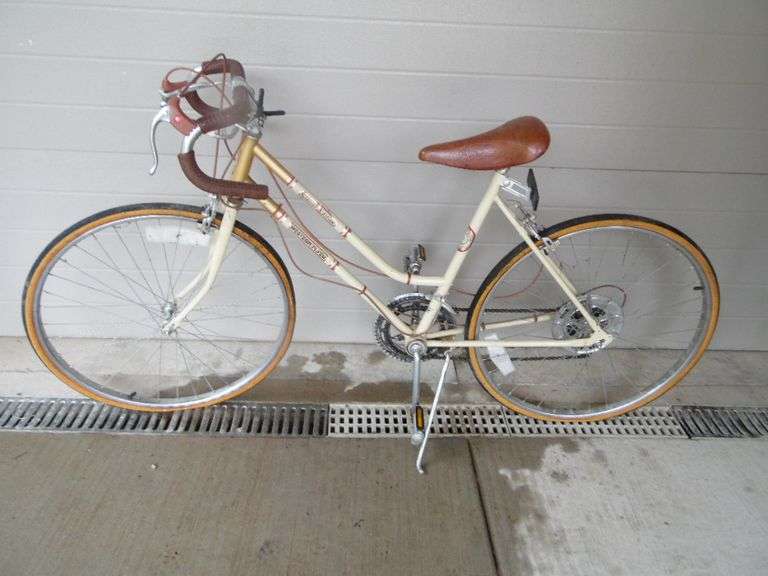 Western Flyer Special Edition Ten Speed - Tires Bad - Dunker Auction