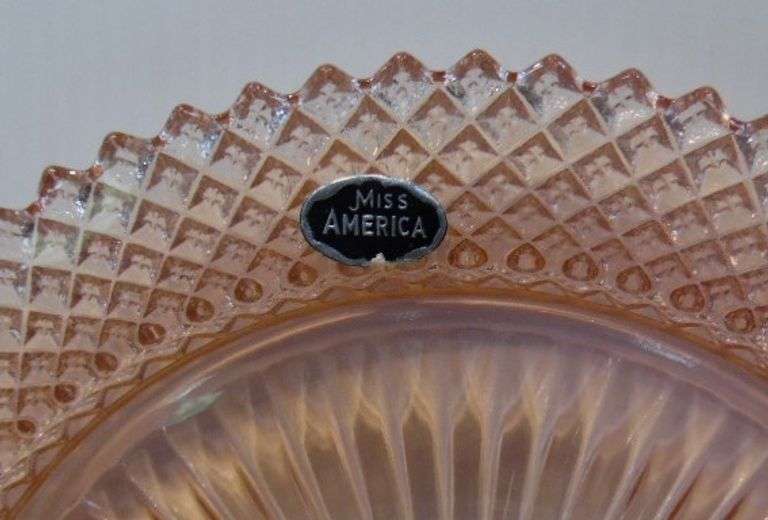 Six Pink Depression Glass Miss America Plates - Dunker Auction