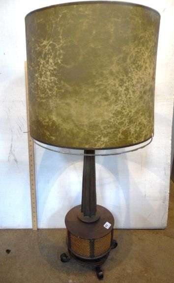 MCM Table Lamp - Dunker Auction