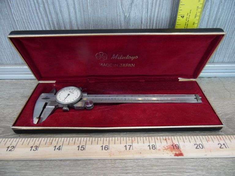 Mitutoyo Dial Calipers - Dunker Auction