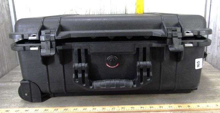 Pelican 1510 Hard Sided Case With Wheels - Dunker Auction