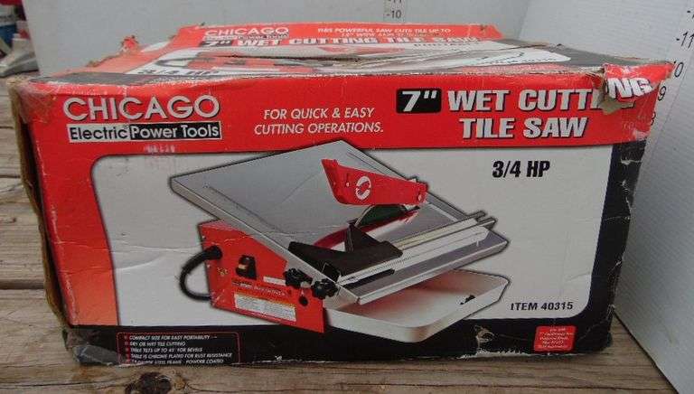 Chicago Electric 7" Wet Cutting Tile Saw - Dunker Auction