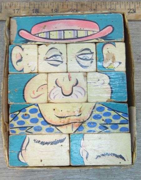 Changeable Charlie Wooden Block Puzzle Set - Dunker Auction