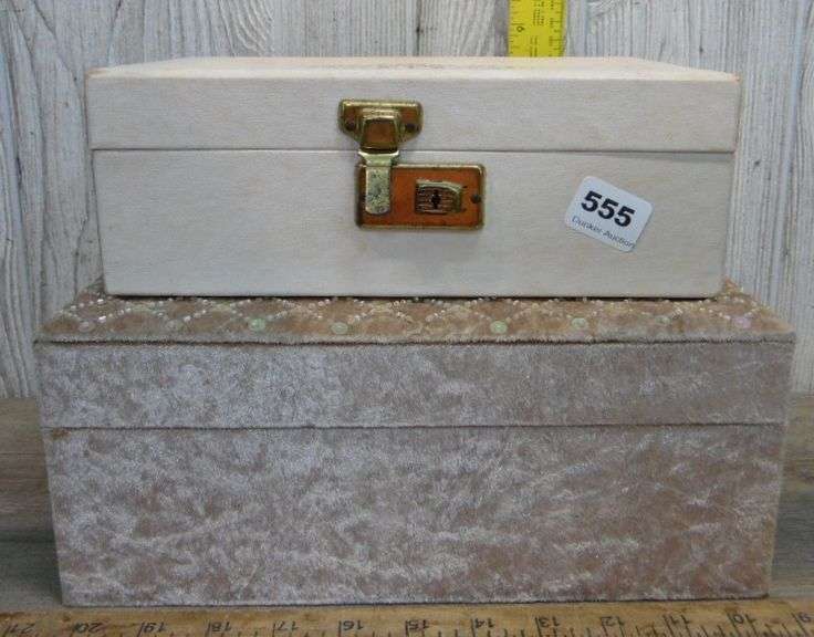 Jewelry Boxes, Religious Cards - Dunker Auction