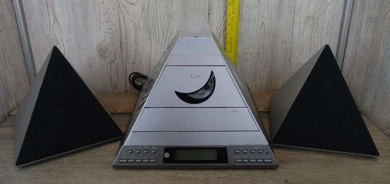 Radio Shack Nova Pyramid Stereo System - Dunker Auction