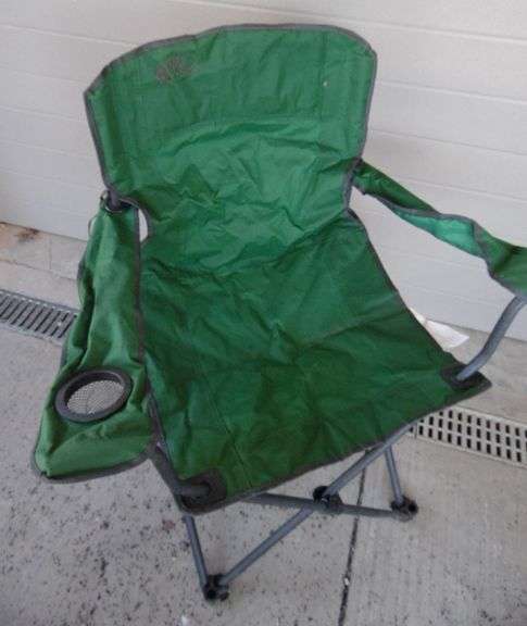 Bass Pro Green Bag Chair - Dunker Auction