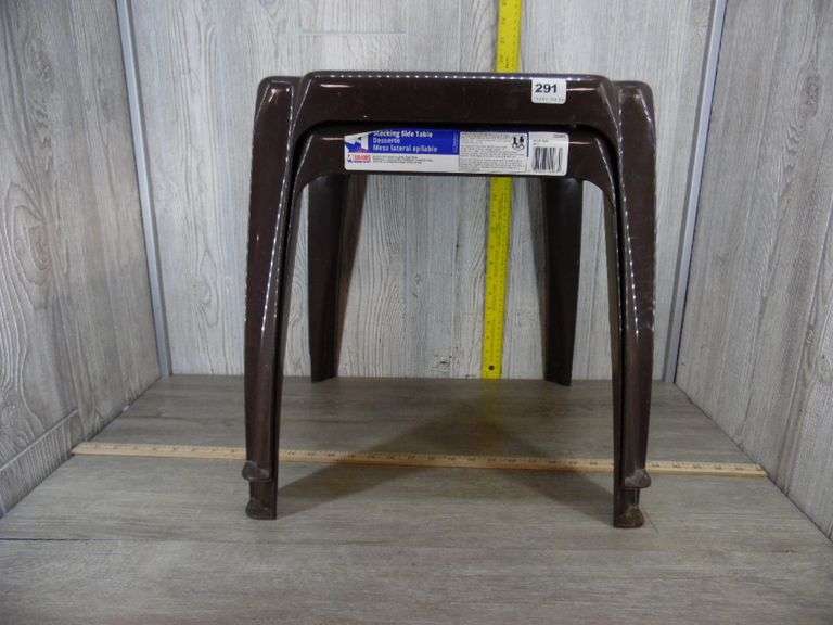 Plastic Stack Tables - Dunker Auction