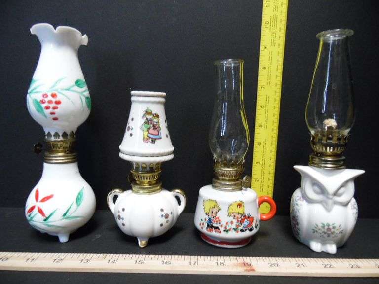 Mini Oil Lamps - Dunker Auction