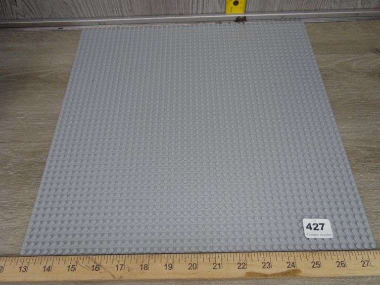 LEGO Mat and Blocks - Dunker Auction