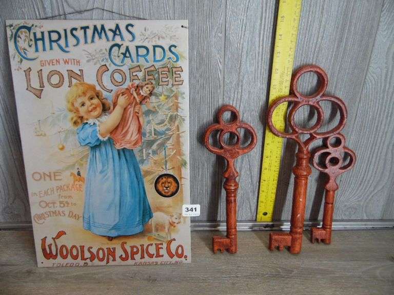 Tin Fantasy Sign and metal Decoration Keys - Dunker Auction