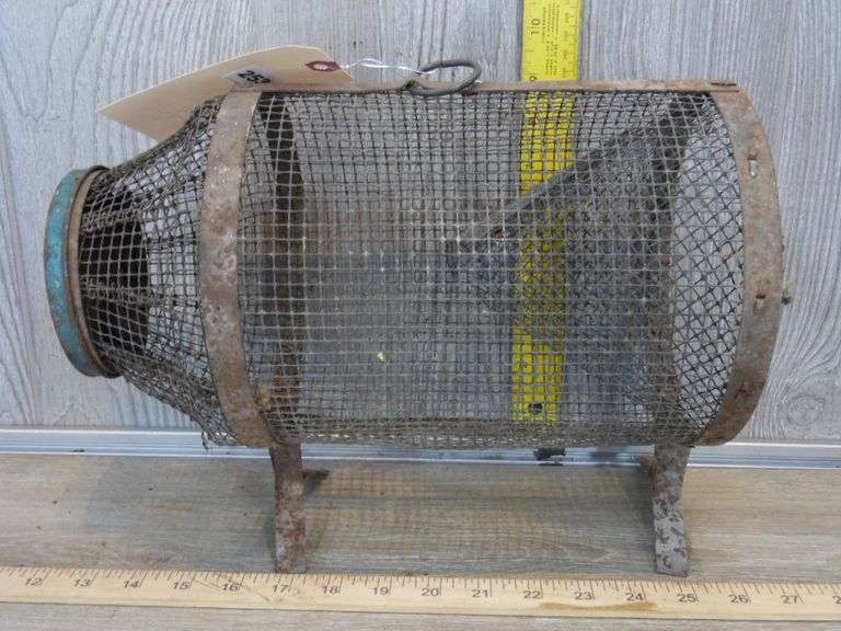 Minnow Fish Trap - Dunker Auction