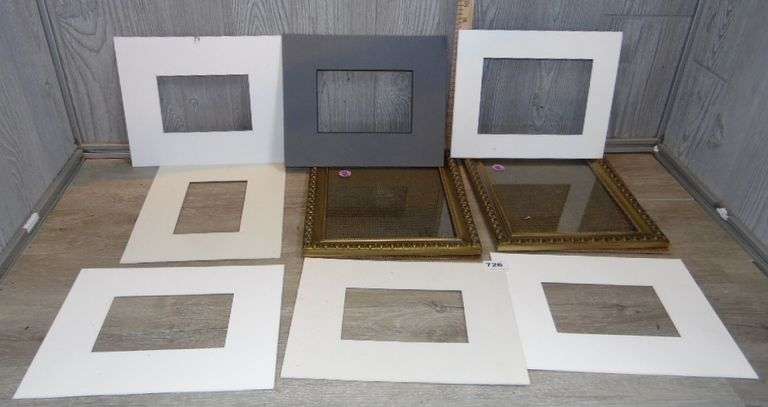 Picture Frames - Dunker Auction