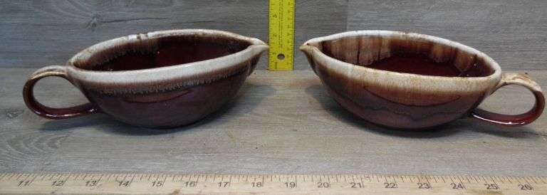 McCoy Brown Drip Gravy Boats - Dunker Auction