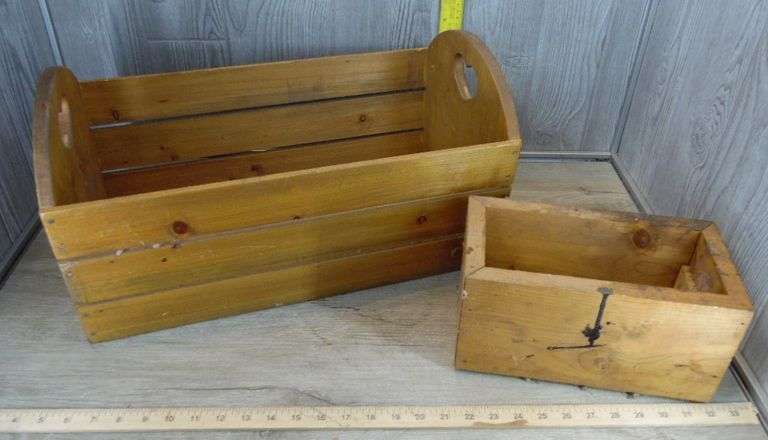 Wood Boxes - Dunker Auction
