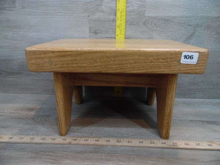 Wood Step Stool - Dunker Auction