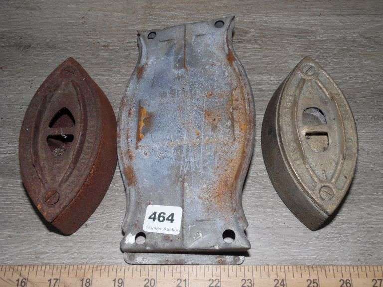 Sad Iron Bases & Iron Stand - Dunker Auction
