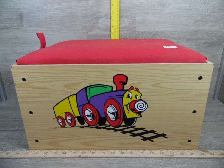 Toy Train In Carrier Box - Dunker Auction