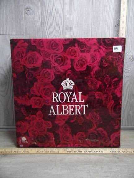 Royal Albert Snack Set - Dunker Auction