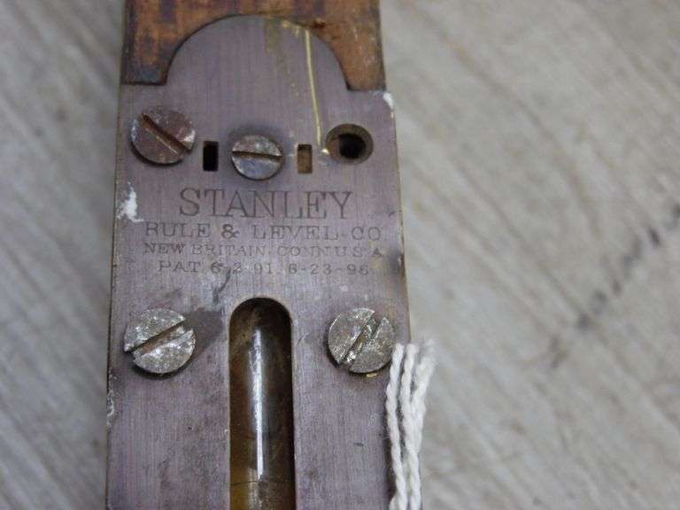 Wood Stanley Level Pat. 1891 -1896 - Dunker Auction