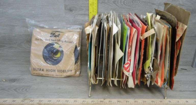 45 RPM Records & Record Holder - Dunker Auction