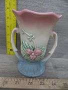 Hull Pottery Wildflower Vase - Dunker Auction