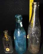 Blob Top Bottle and others - Dunker Auction