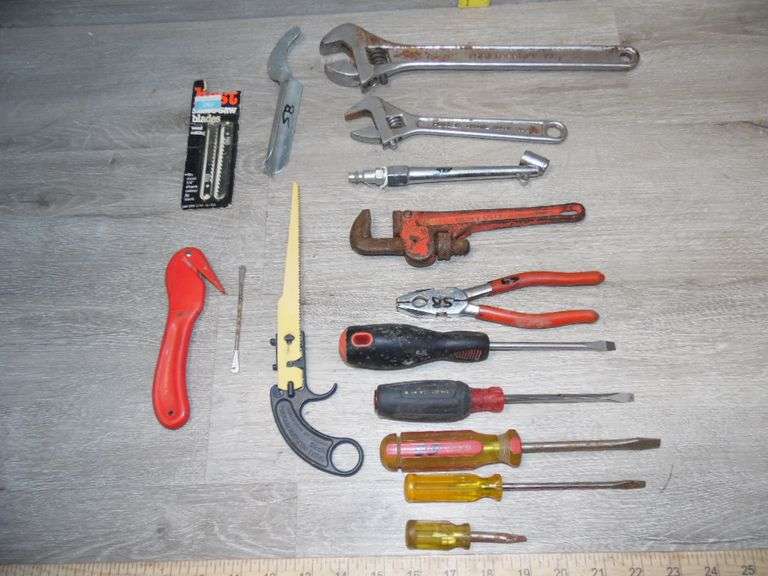 Hand Tools - Dunker Auction