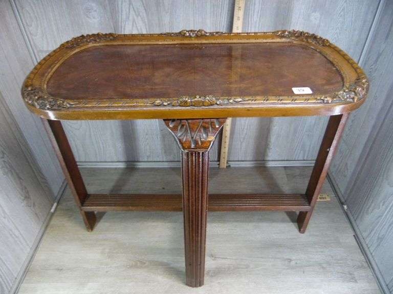 Accent Table - Dunker Auction