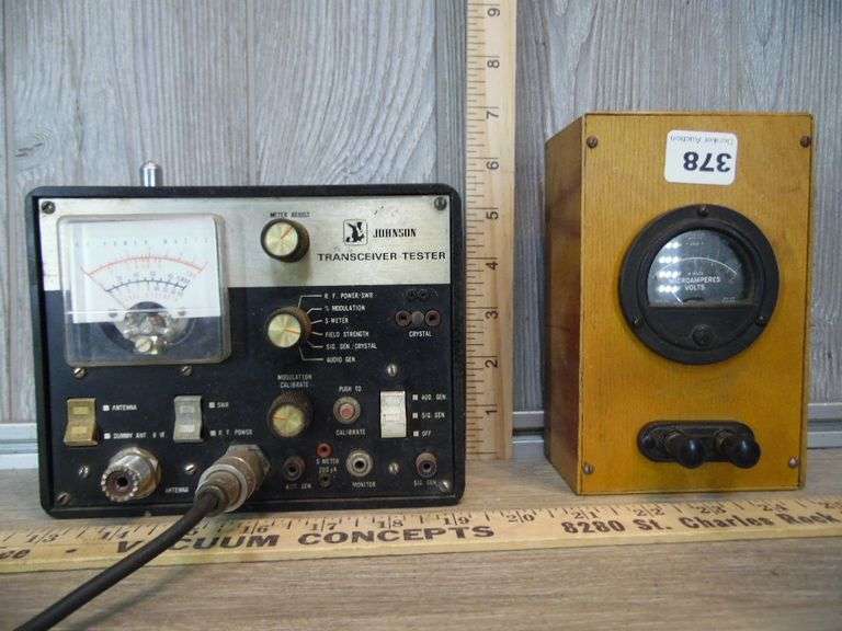 Johnson Transceiver Tester & Microamperes Volt Meter - Dunker Auction